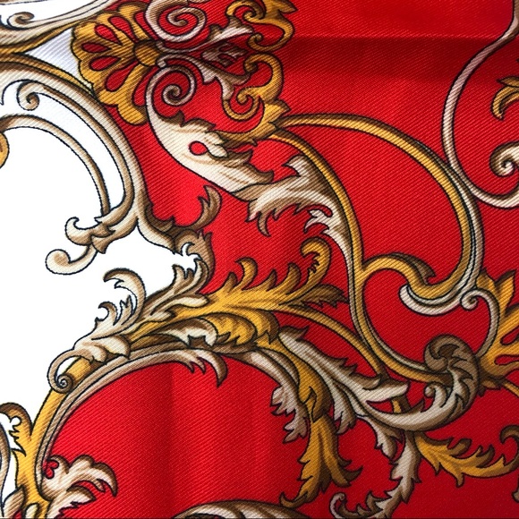 PATRICIA PARIS | Accessories | Vtg Patricia Paris Regal Sheild Crest ...